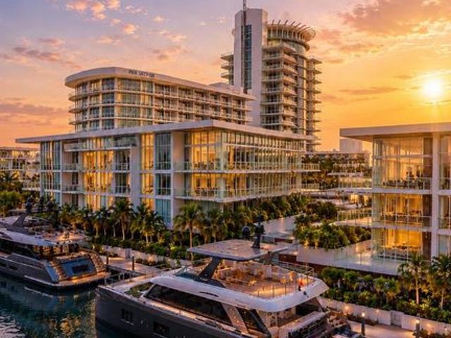 Luxury apartment complex for sale in Fort Lauderdale, Florida