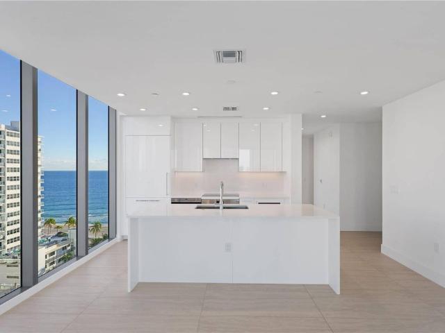 Luxury apartment complex for sale in Fort Lauderdale, United States