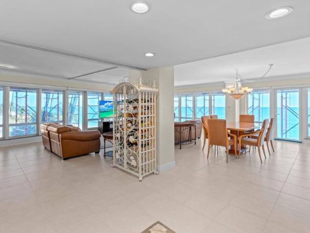 Luxury apartment complex for sale in Fort Lauderdale, United States
