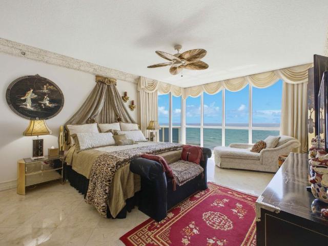 Luxury apartment complex for sale in Fort Lauderdale, United States