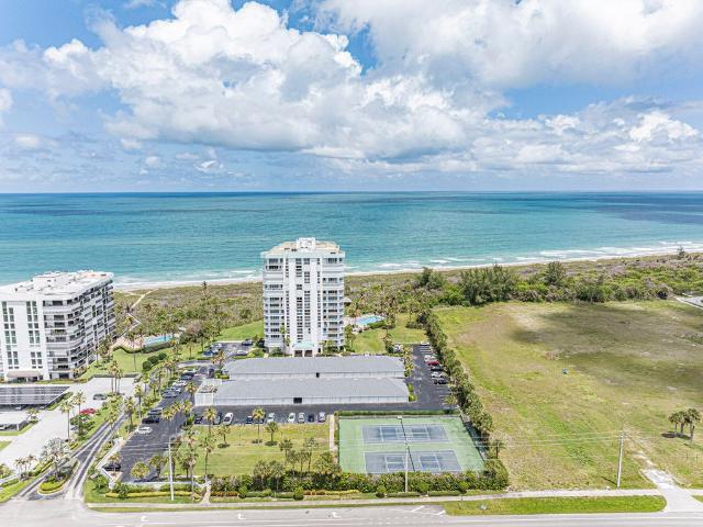 Luxury apartment complex for sale in Fort Pierce, Florida