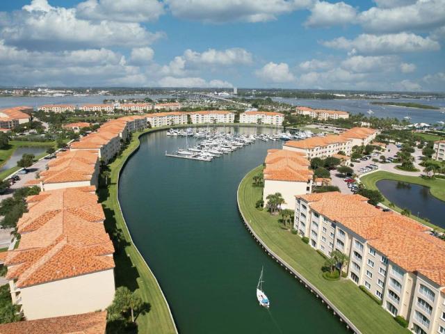 Luxury apartment complex for sale in Fort Pierce, Florida