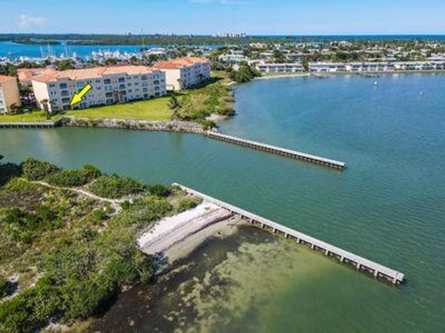 Luxury apartment complex for sale in Fort Pierce, Florida