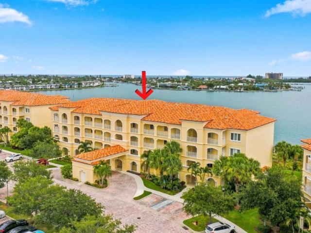 Luxury apartment complex for sale in Fort Pierce, United States