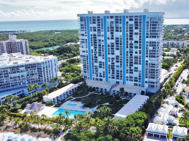 Luxury apartment complex for sale in Key Biscayne, United States