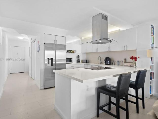 Luxury apartment complex for sale in Key Biscayne, United States