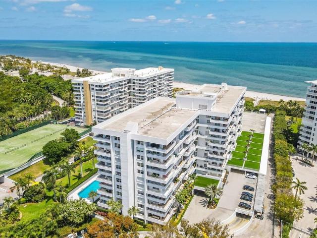 Luxury apartment complex for sale in Key Biscayne, United States