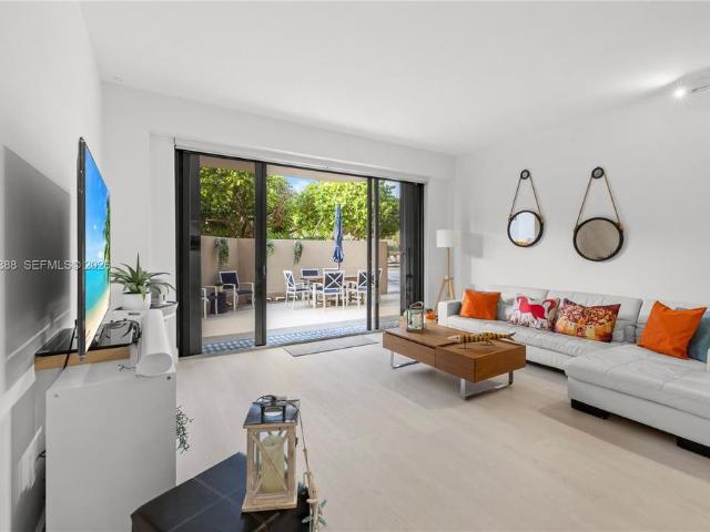 Luxury apartment complex for sale in Key Biscayne, United States