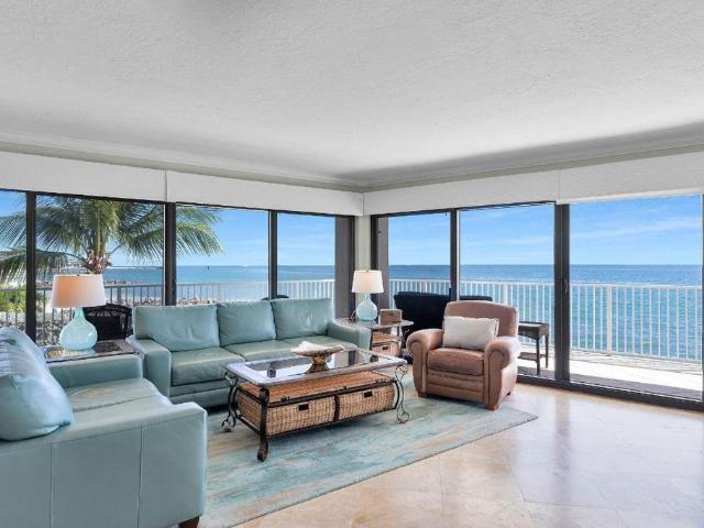 Luxury apartment complex for sale in Key Colony Beach, United States