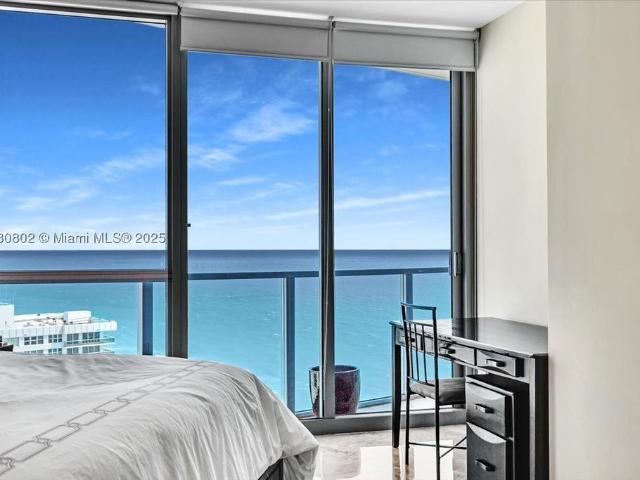 Luxury apartment complex for sale in Hollywood, Florida
