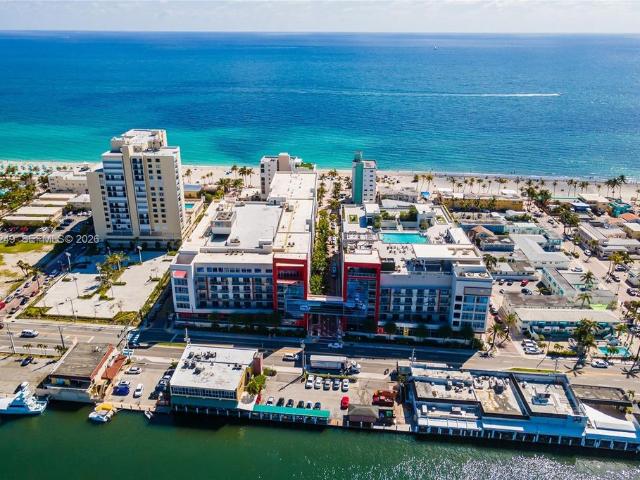 Luxury apartment complex for sale in Hollywood, Florida