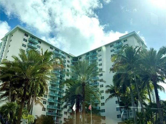 Luxury apartment complex for sale in Hollywood, Florida