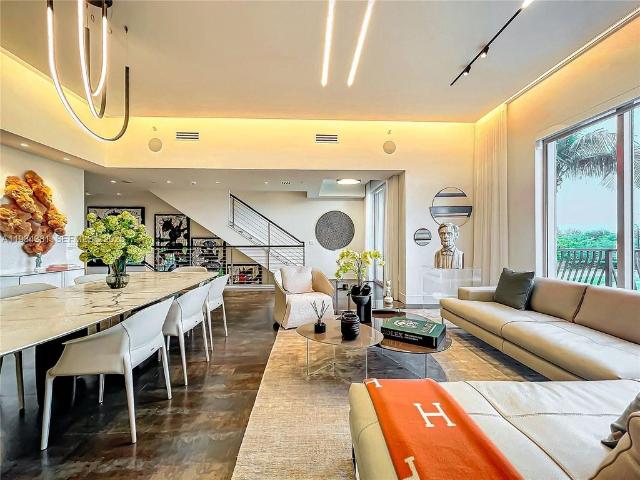 Luxury apartment complex for sale in Hollywood, Florida