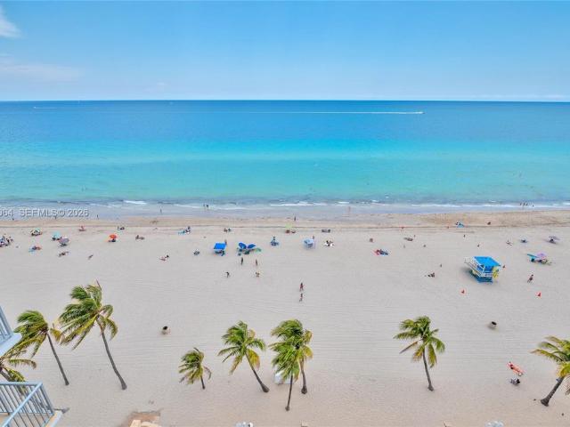 Luxury apartment complex for sale in Hollywood, Florida