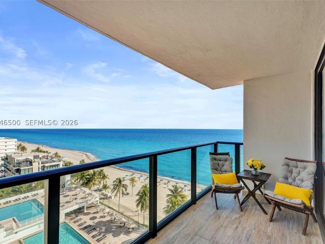 Luxury apartment complex for sale in Hollywood, Florida