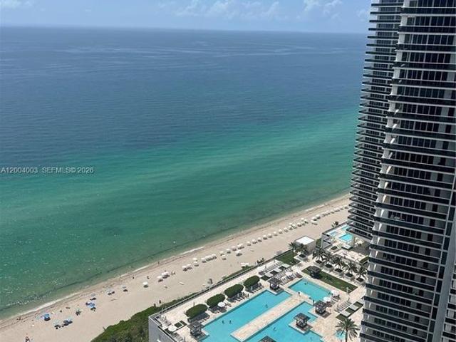 Luxury apartment complex for sale in Hollywood, Florida