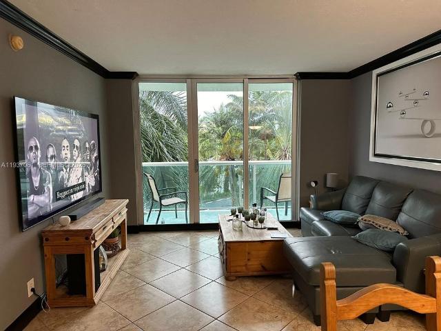 Luxury apartment complex for sale in Hollywood, Florida