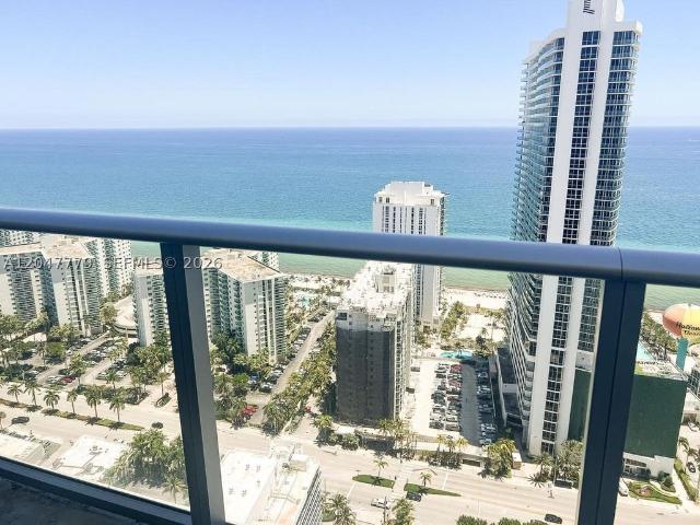 Luxury apartment complex for sale in Hollywood, Florida