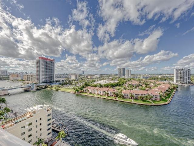 Luxury apartment complex for sale in Hollywood, Florida