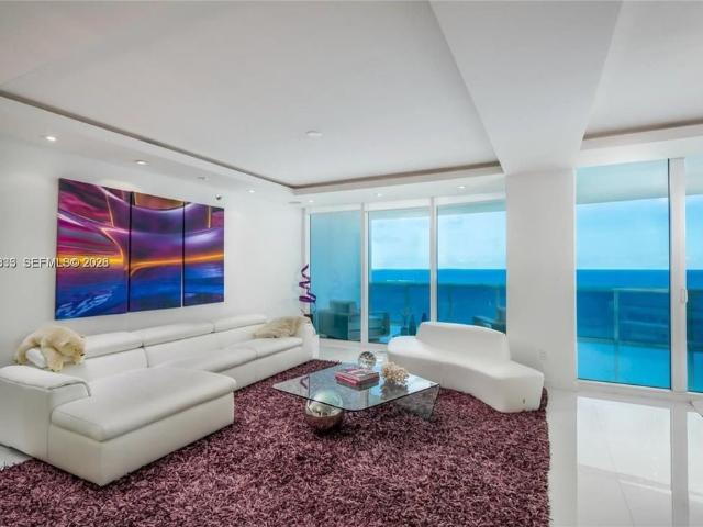 Luxury apartment complex for sale in Hollywood, Florida