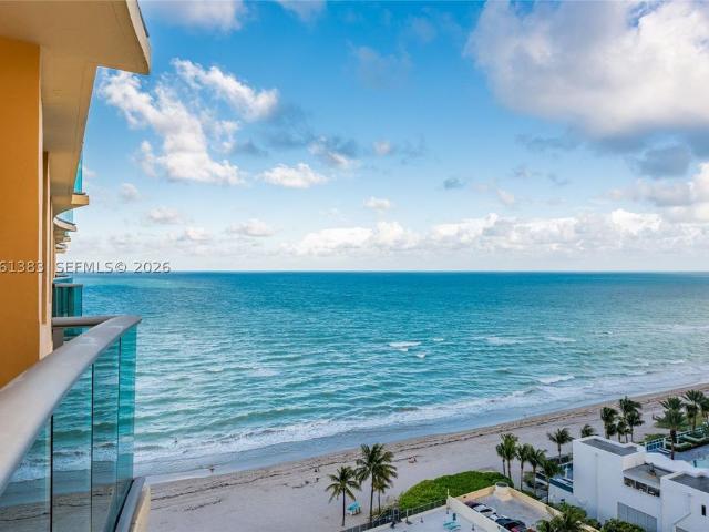 Luxury apartment complex for sale in Hollywood, Florida