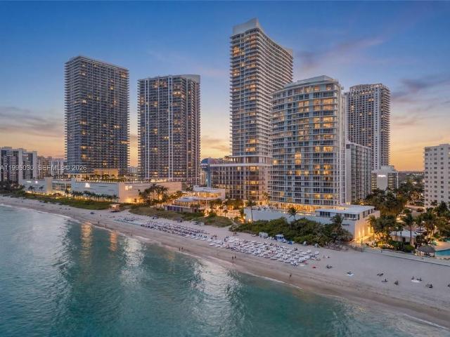 Luxury apartment complex for sale in Hollywood, Florida