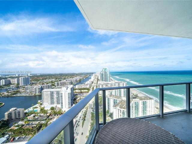 Luxury apartment complex for sale in Hollywood, Florida