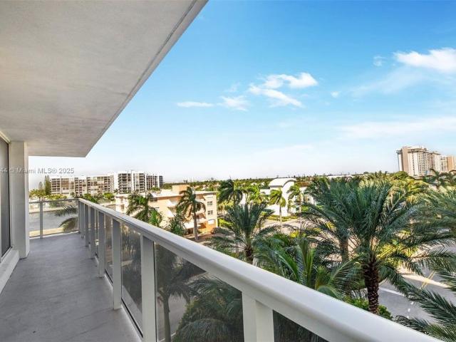 Luxury apartment complex for sale in Hollywood, Florida