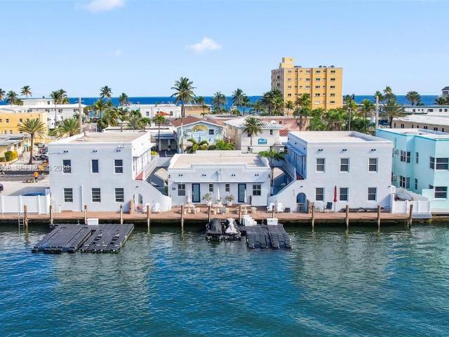Luxury apartment complex for sale in Hollywood, Florida