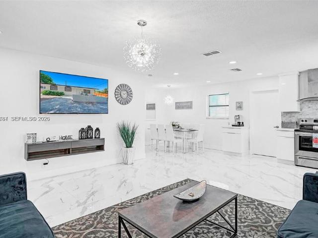 Luxury apartment complex for sale in Hollywood, United States
