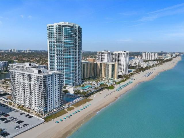 Luxury apartment complex for sale in Hollywood, United States