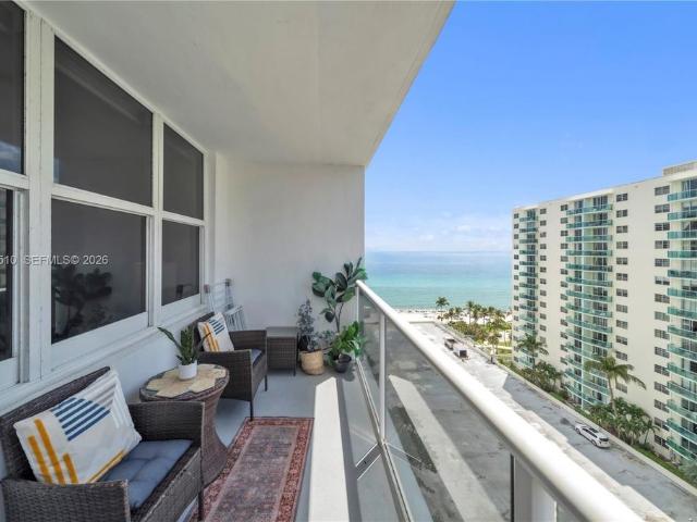 Luxury apartment complex for sale in Hollywood, United States