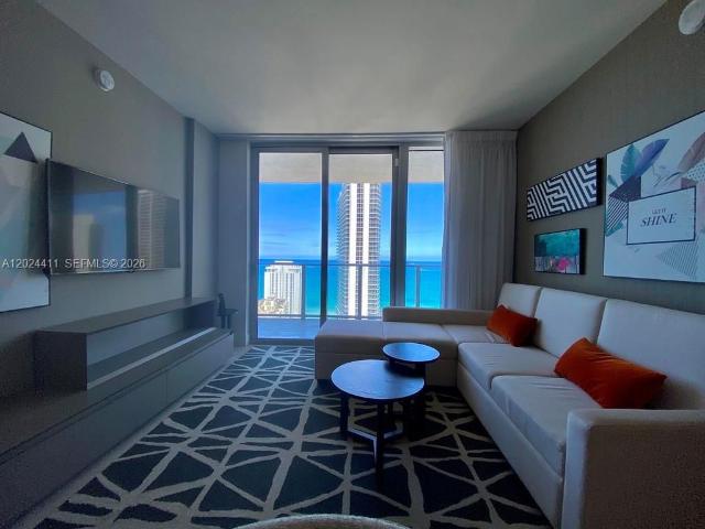 Luxury apartment complex for sale in Hollywood, United States