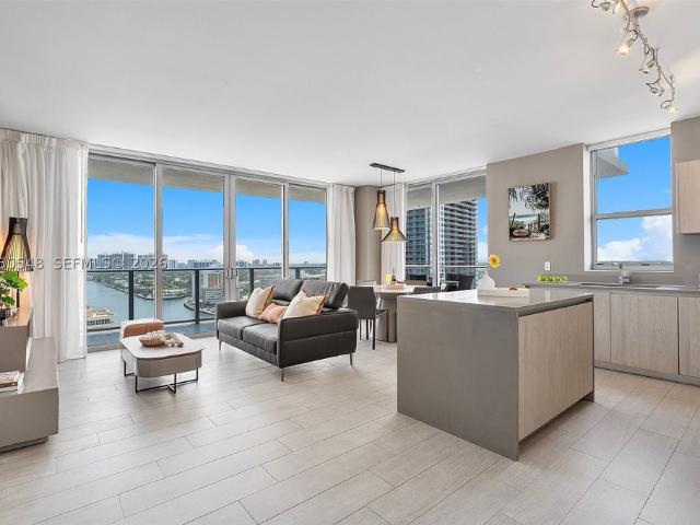 Luxury apartment complex for sale in Hollywood, United States