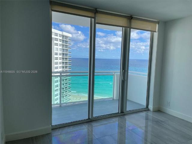 Luxury apartment complex for sale in Hollywood, United States