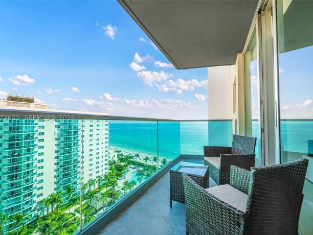 Luxury apartment complex for sale in Hollywood, United States