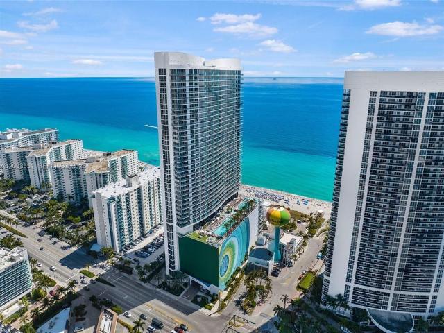 Luxury apartment complex for sale in Hollywood, United States