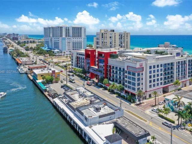 Luxury apartment complex for sale in Hollywood, United States