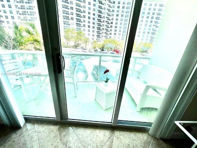 Luxury apartment complex for sale in Hollywood, United States