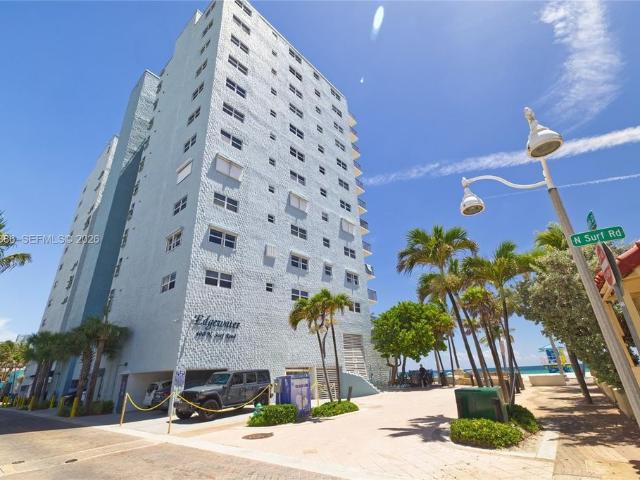 Luxury apartment complex for sale in Hollywood, United States