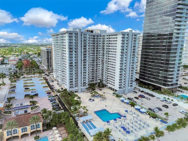 Luxury apartment complex for sale in Hallandale, United States