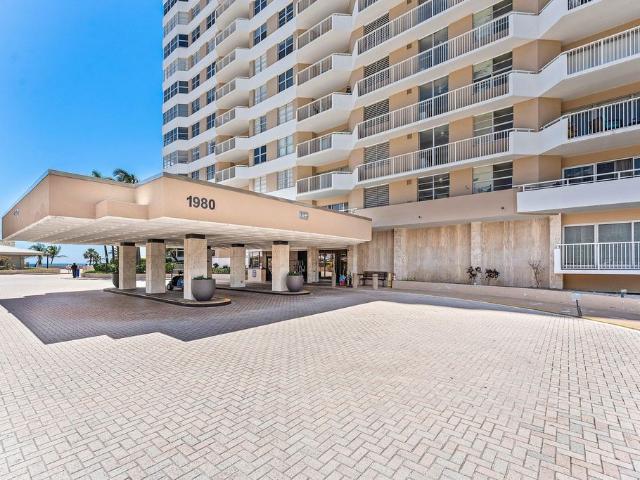 Luxury apartment complex for sale in Hallandale, United States