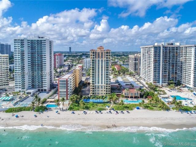 Luxury apartment complex for sale in Hallandale, United States