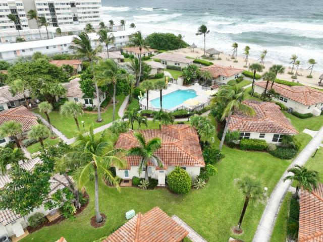 Luxury apartment complex for sale in Hillsboro Beach, Florida