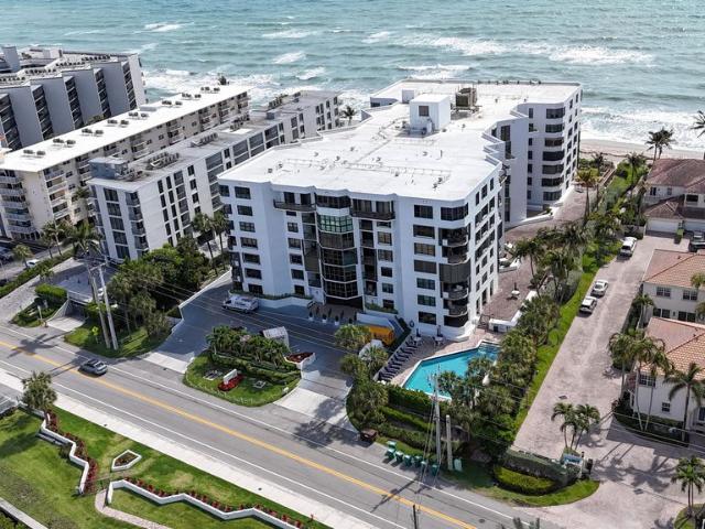 Luxury apartment complex for sale in Hillsboro Beach, United States