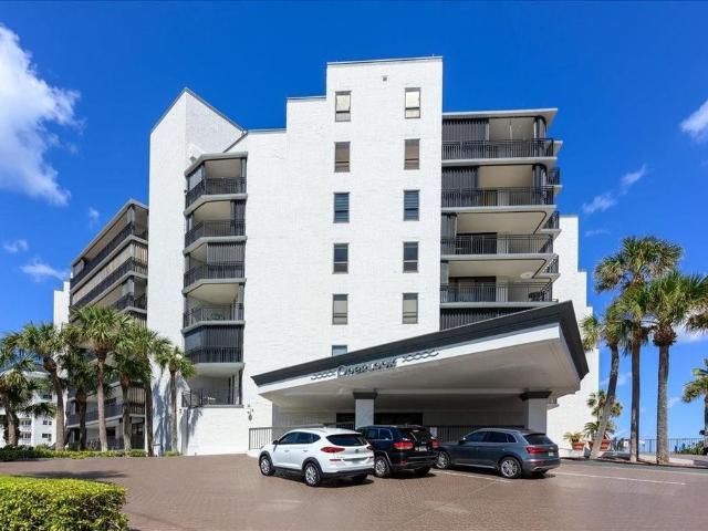 Luxury apartment complex for sale in Hillsboro Beach, United States