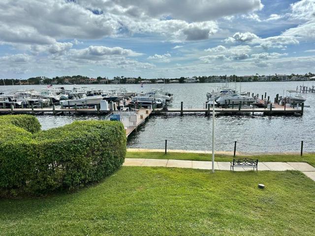 Luxury apartment complex for sale in Hypoluxo, Florida