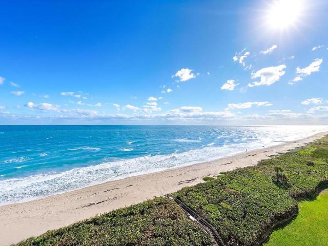 Luxury apartment complex for sale in Jensen Beach, United States
