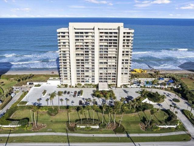 Luxury apartment complex for sale in Jensen Beach, United States