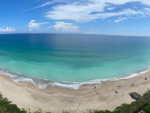 Luxury apartment complex for sale in Jensen Beach, United States